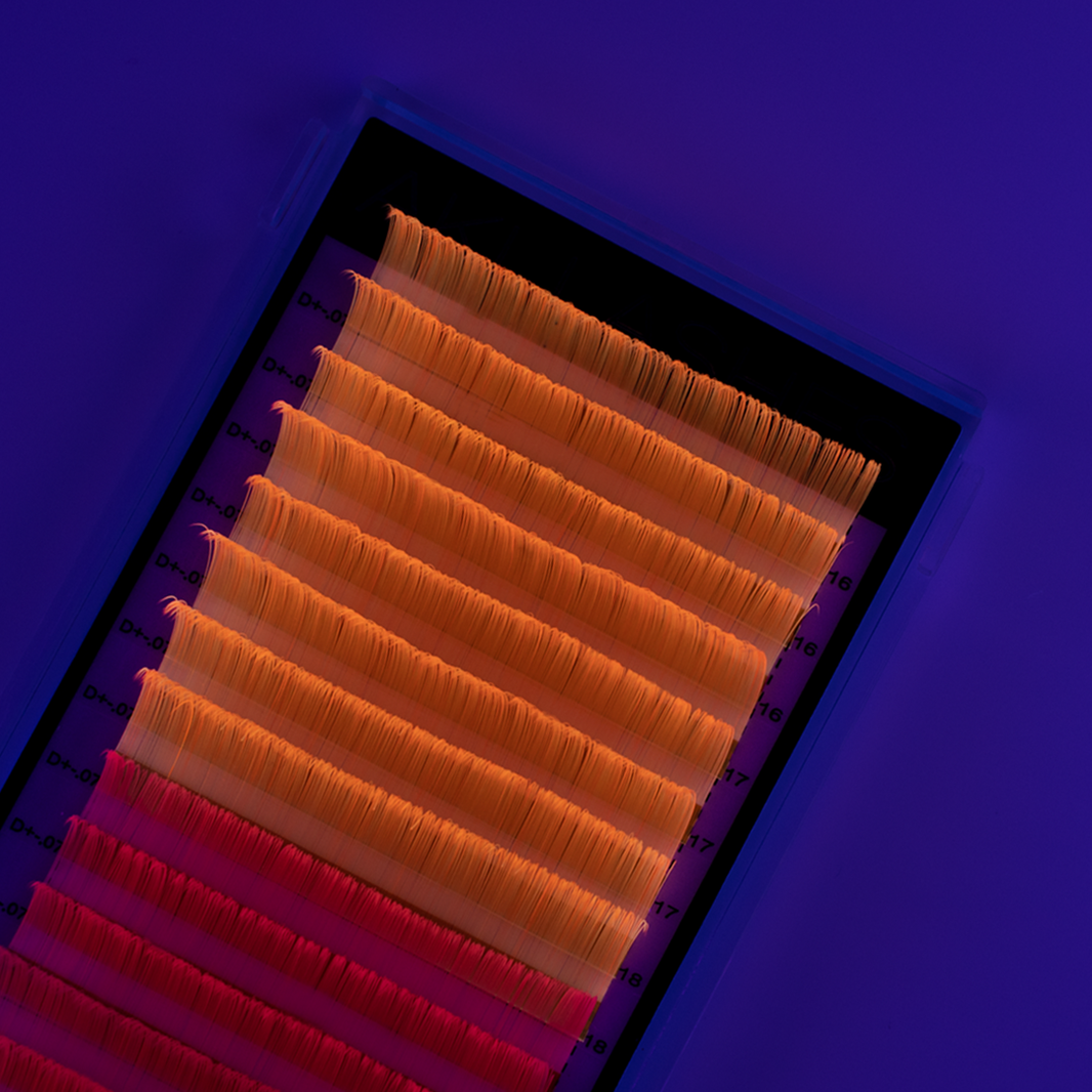 Colored Lashes – Aki Lashes